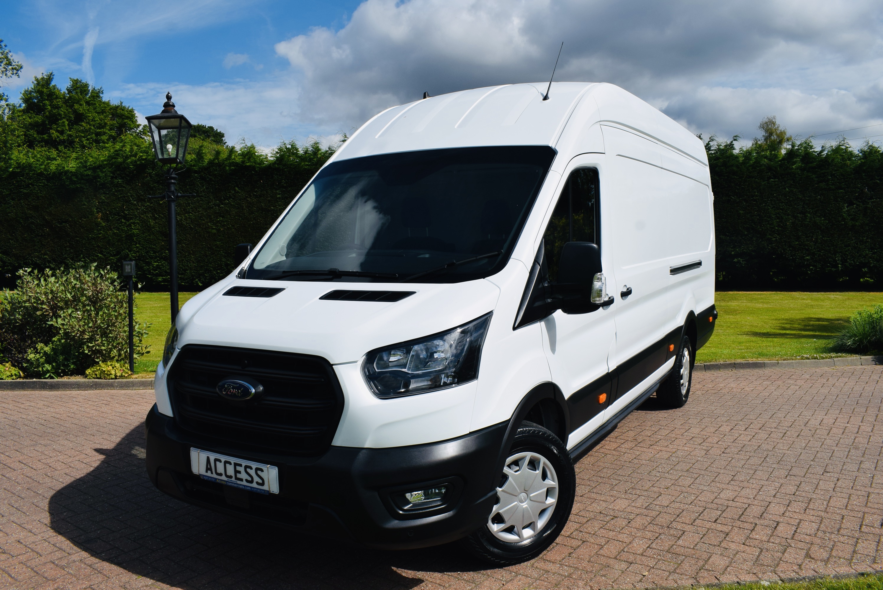 UK's Number 1 Commercial Dealership | Access Commercials in Essex